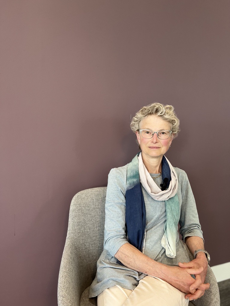 Dorothy Crowfoot Hodgkin Building opening: interview with Georgina ...