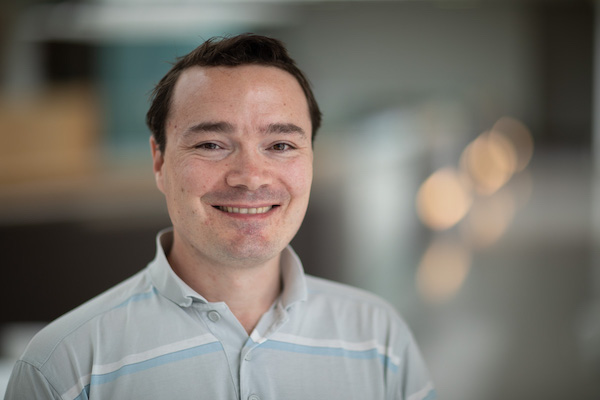 Prof Simon Newstead | Biochemistry