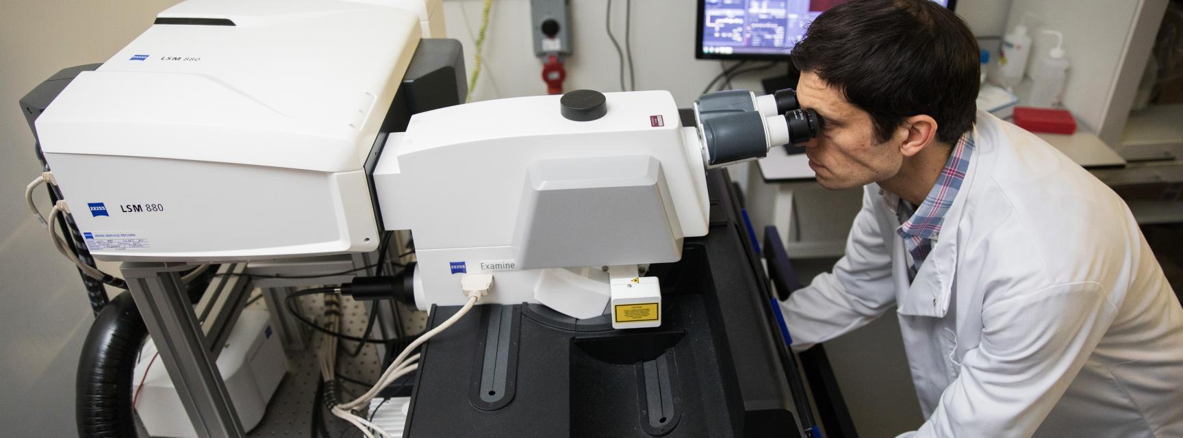 Advanced Fluorescence Microscopy | Biochemistry