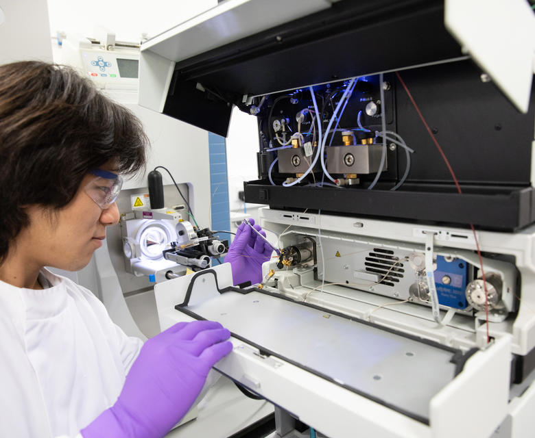 Advanced Proteomics Facility | Biochemistry