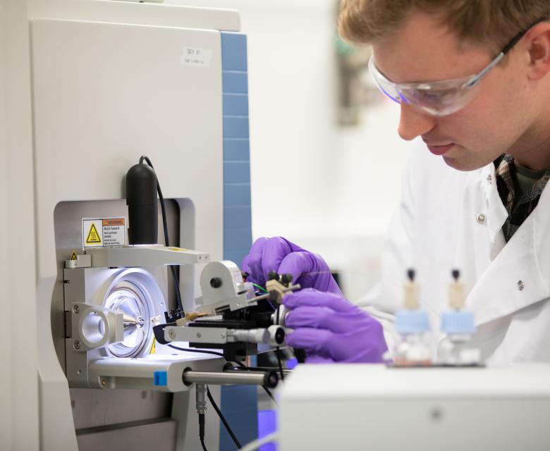 Advanced Proteomics Facility | Biochemistry