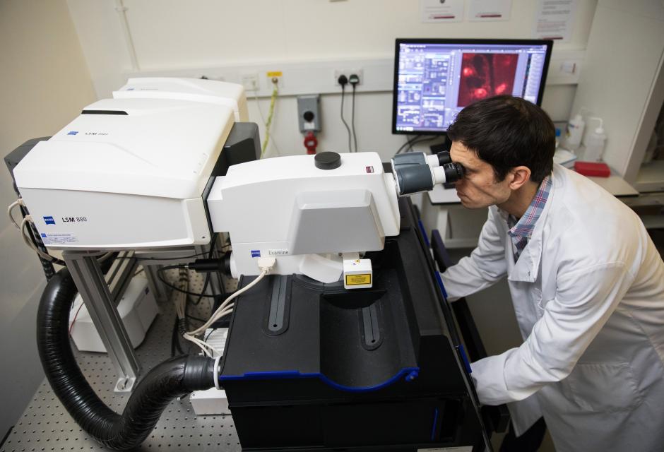 Advanced Fluorescence Microscopy | Biochemistry